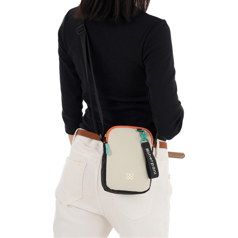 Whole Earth Provision Co. | SHERPANI ALPINA Sherpani Rogue Crossbody Bag